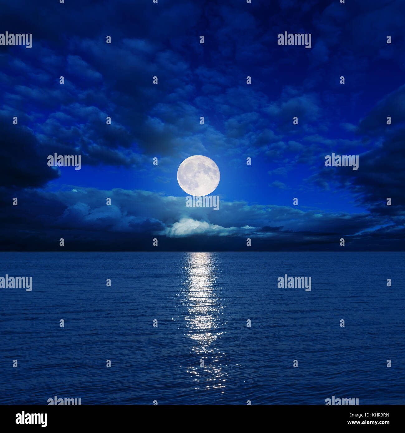 Low moon hi-res stock photography and images - Alamy