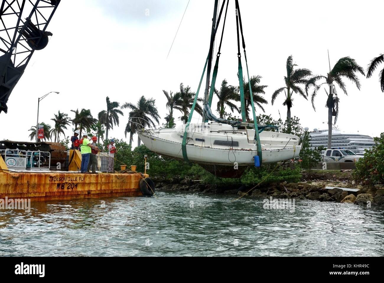 Displaced boat hi-res stock photography and images - Alamy