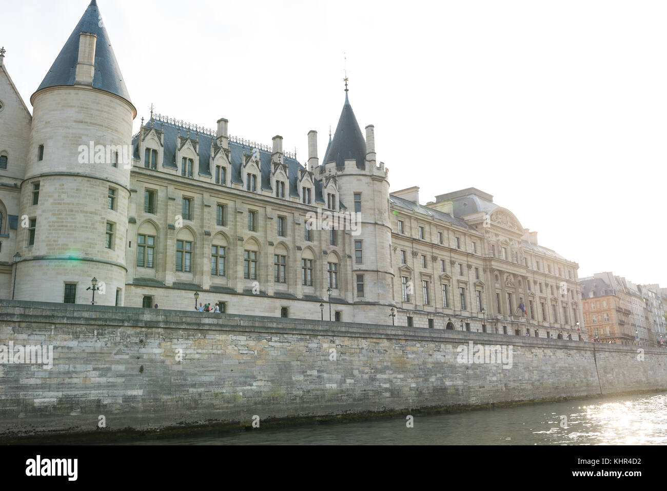 Paris landmarks hi-res stock photography and images - Alamy