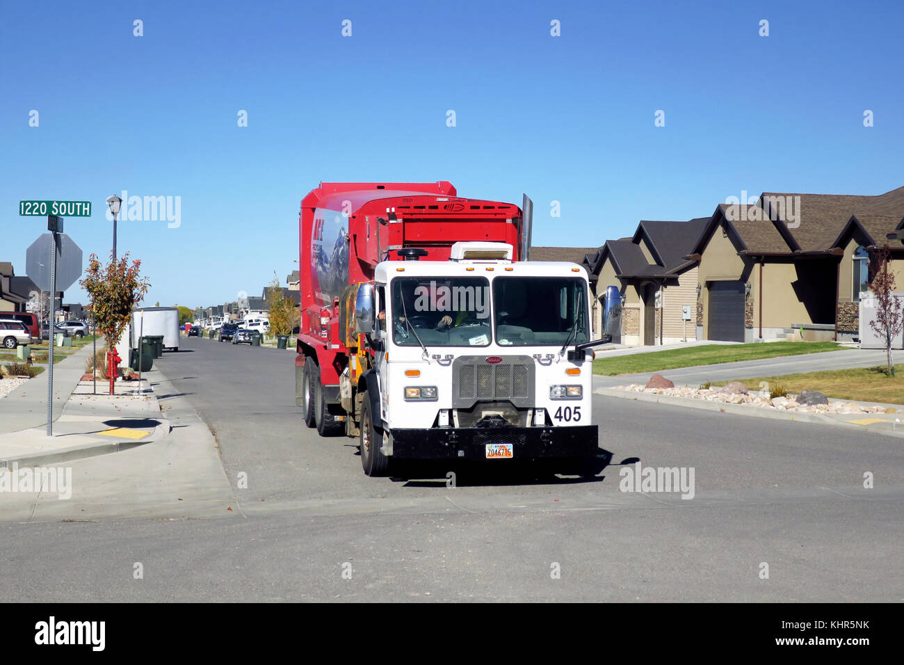 Pick up truck crossing hi-res stock photography and images - Alamy