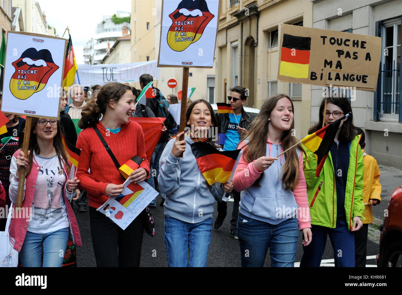 Teachers and pupils protest against announced foreign languages ...