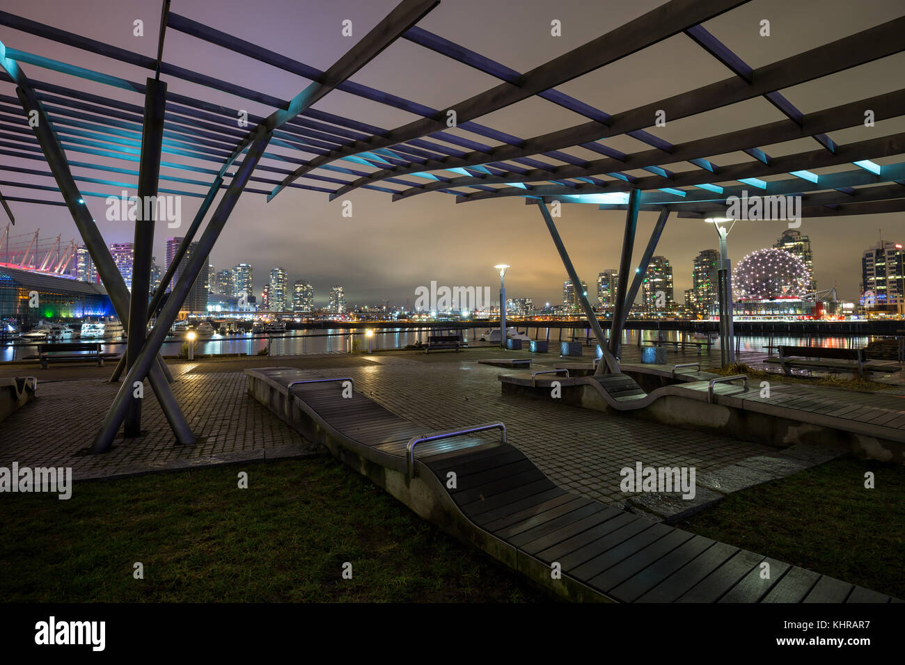 Night scene in Downtown Vancouver, British Columbia, Canada Stock Photo ...