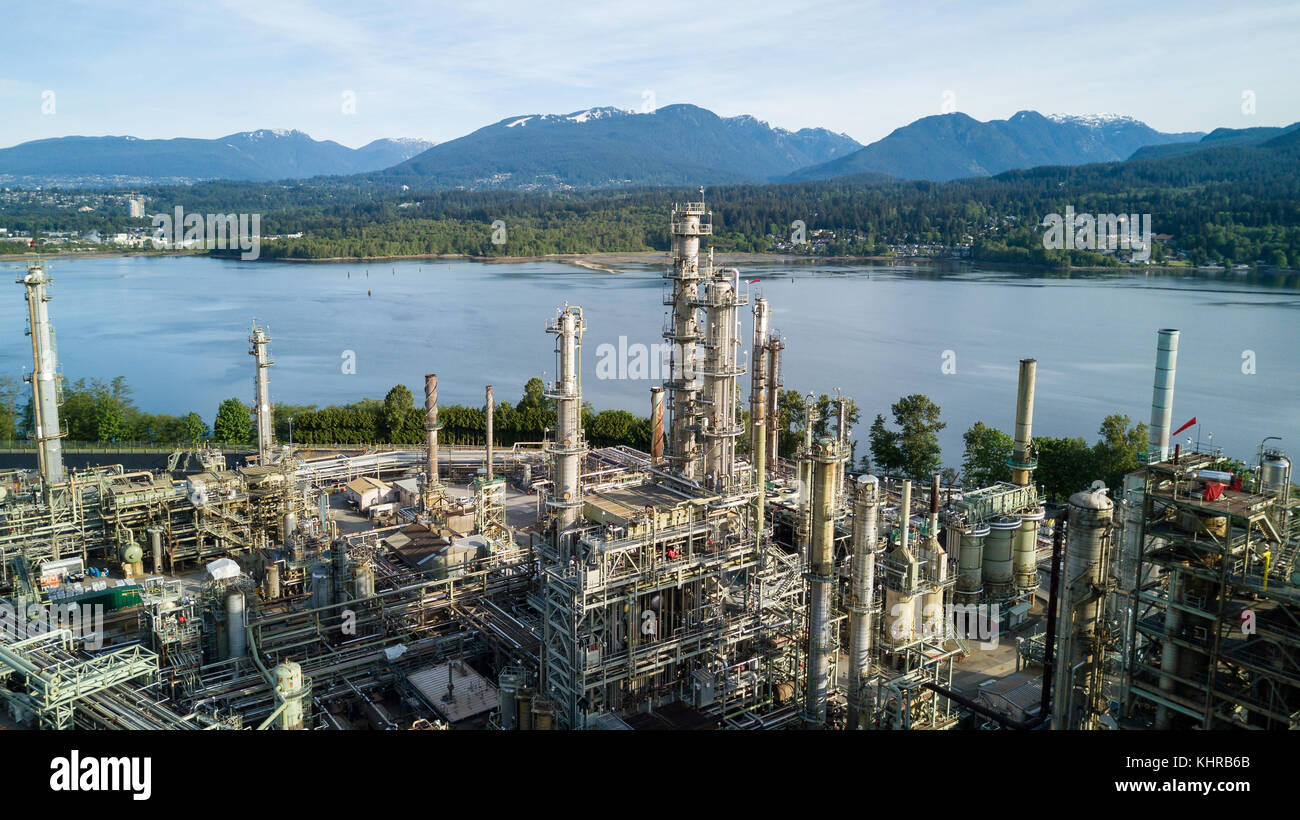 Oil refinery vancouver british columbia hi-res stock photography and ...