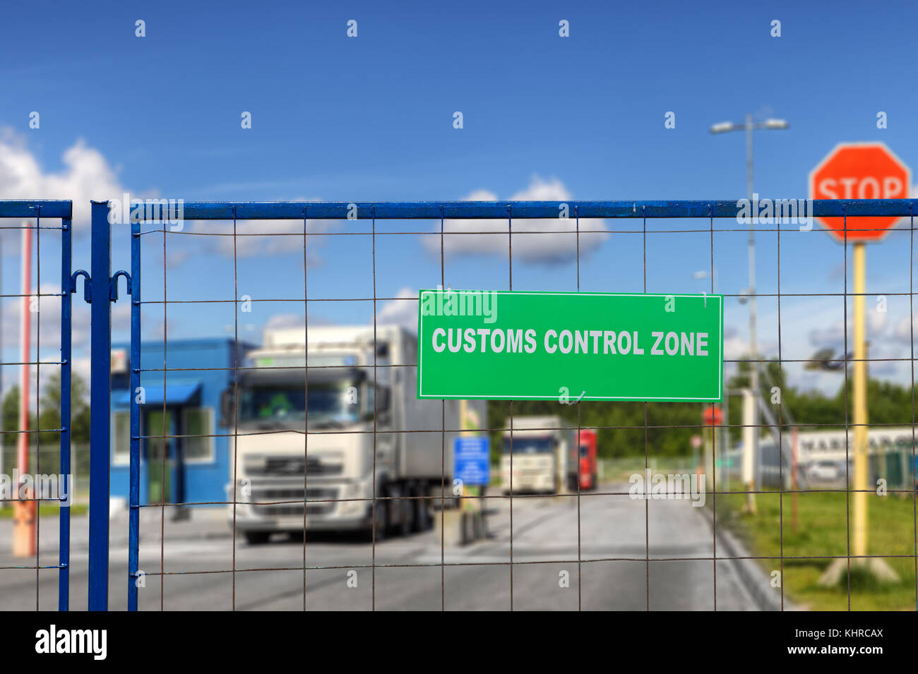 Customs truck hi-res stock photography and images - Alamy