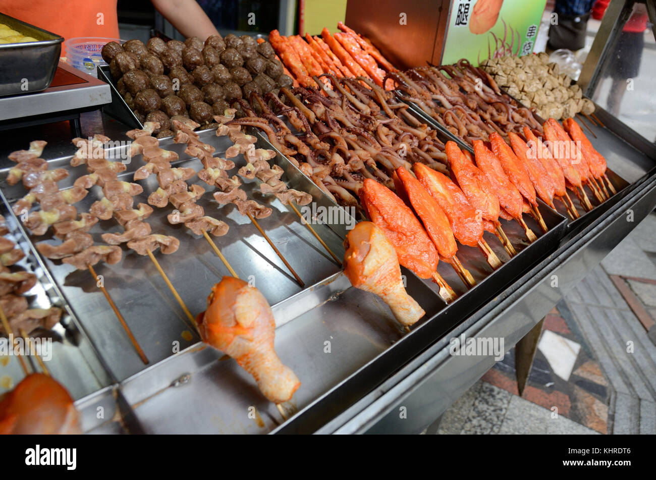 Canton, China. 20th October, 2017. Famous shopping street, Shangxiajiu ...