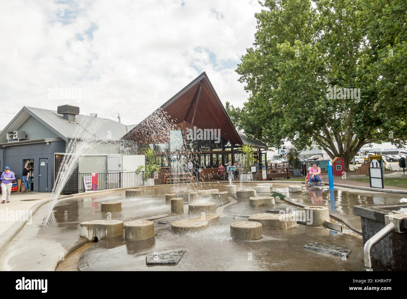 Children's splash pad at Tamworth Playground. Australia Stock Photo - Alamy