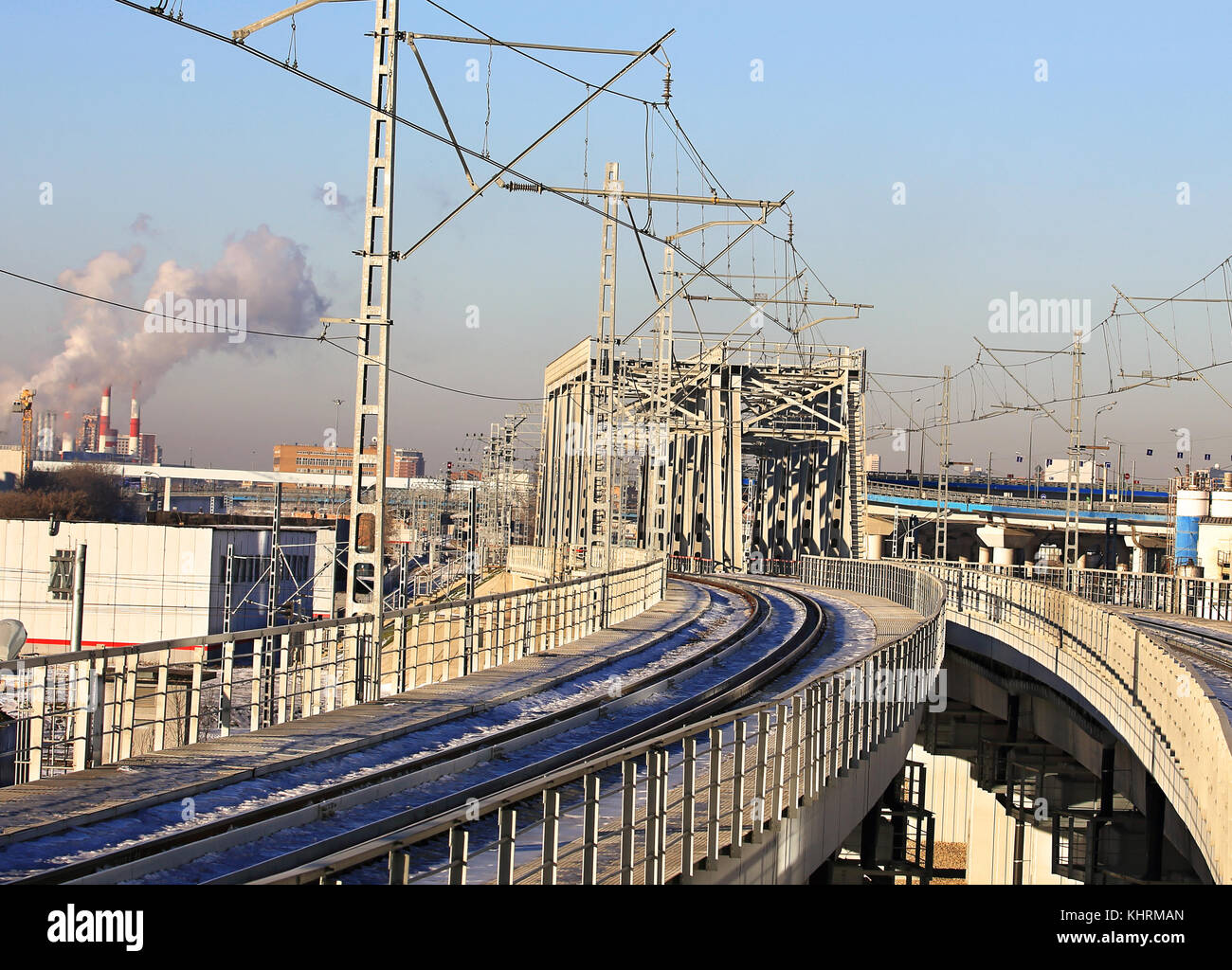 Electrified line hi-res stock photography and images - Alamy