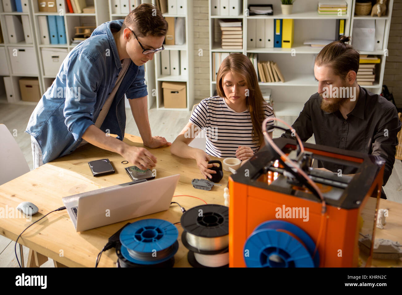 Joint engineering project hi-res stock photography and images - Alamy