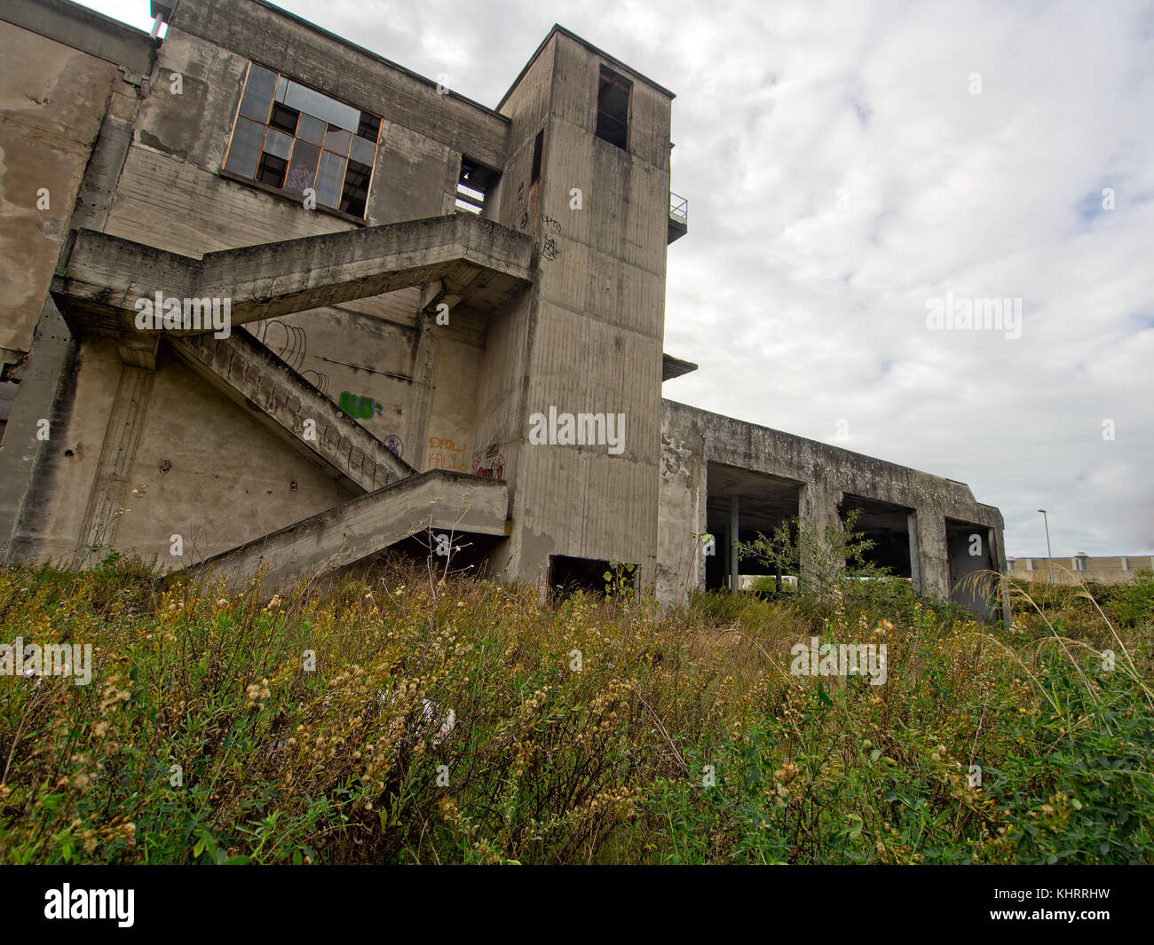 Match factory hi-res stock photography and images - Alamy