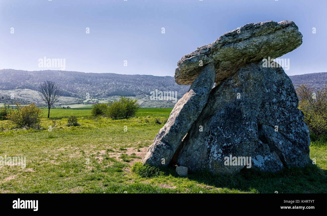 dolmen in the north of spain Stock Photo - Alamy