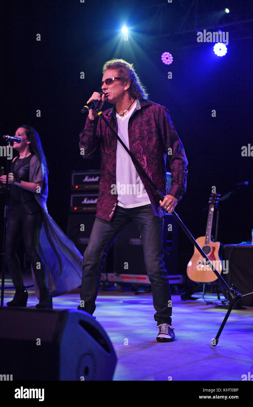 POMPANO BEACH FL - JANUARY 14: Mickey Thomas of Starship perform at The ...