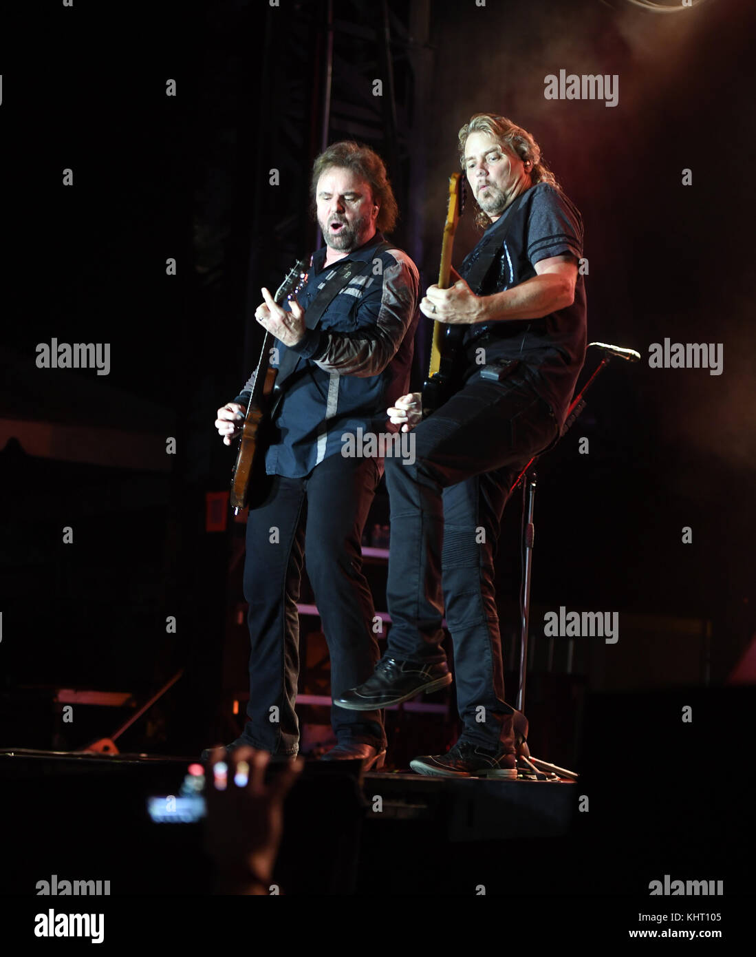 PEMBROKE PINES, FLORIDA - NOVEMBER 05: Danny Chauncey of the band 38 ...