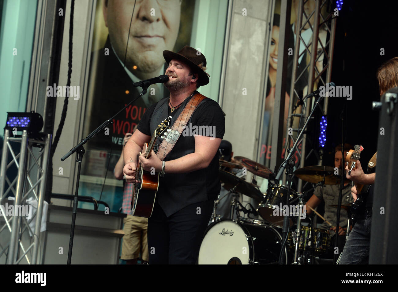 NEW YORK, NY - JUNE 30: American singer-songwriter Lee Brice performs ...