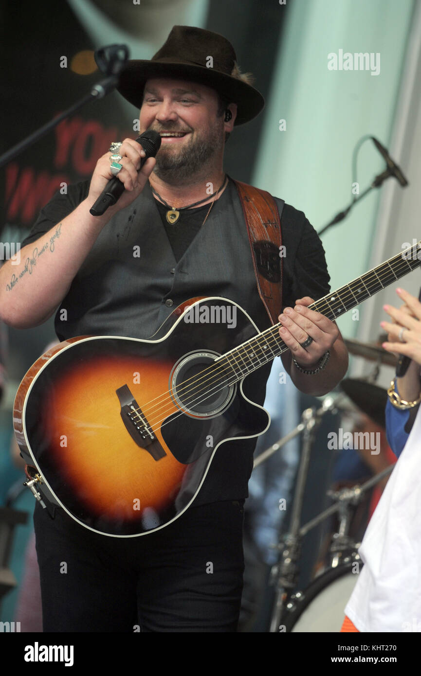 NEW YORK, NY - JUNE 30: American singer-songwriter Lee Brice performs ...