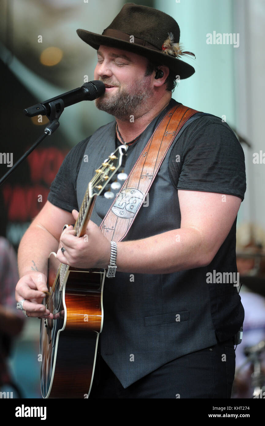 NEW YORK, NY - JUNE 30: American singer-songwriter Lee Brice performs ...