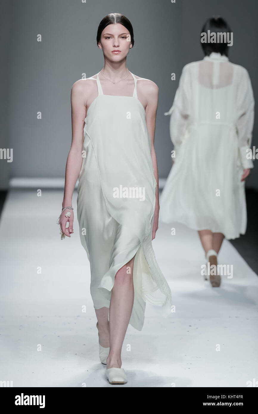 Shanghai Fashion Week Spring/Summer 2018 - Wabi-Sabi - Catwalk ...