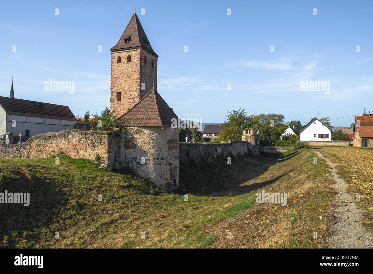 Medieval french village town hi-res stock photography and images - Alamy