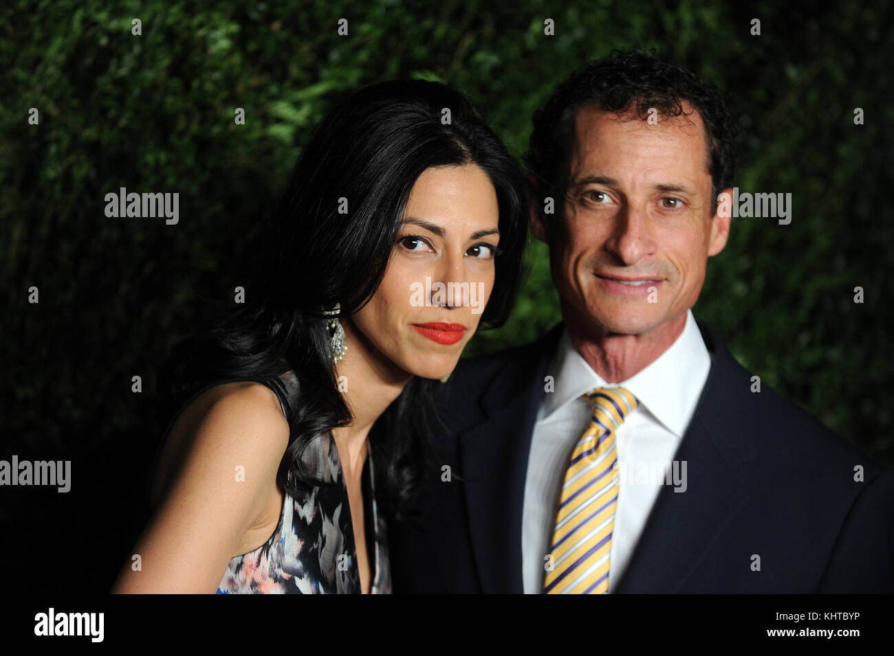 NEW YORK, NY - NOVEMBER 02: Huma Abedin, Anthony Weiner attends the ...