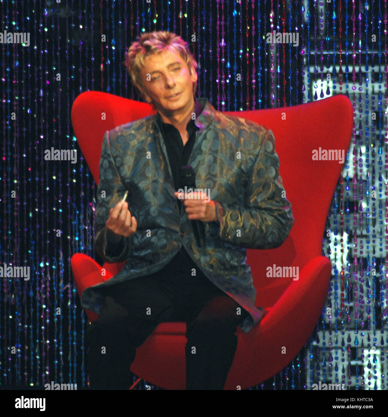 Smoking On Stage Stock Photos & Smoking On Stage Stock Images - Alamy