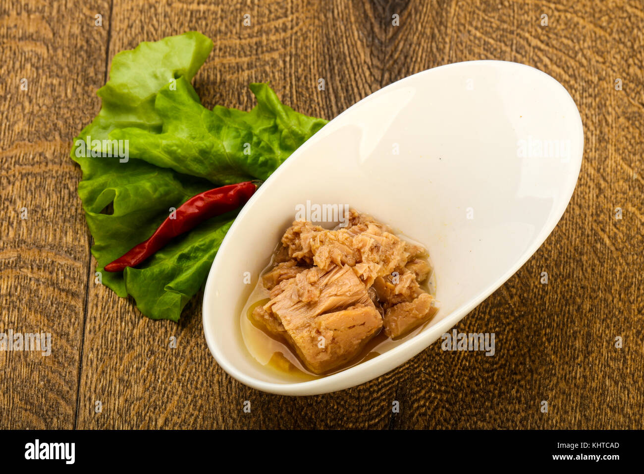 Canned tuna fish in the bowl ready for cooking Stock Photo - Alamy