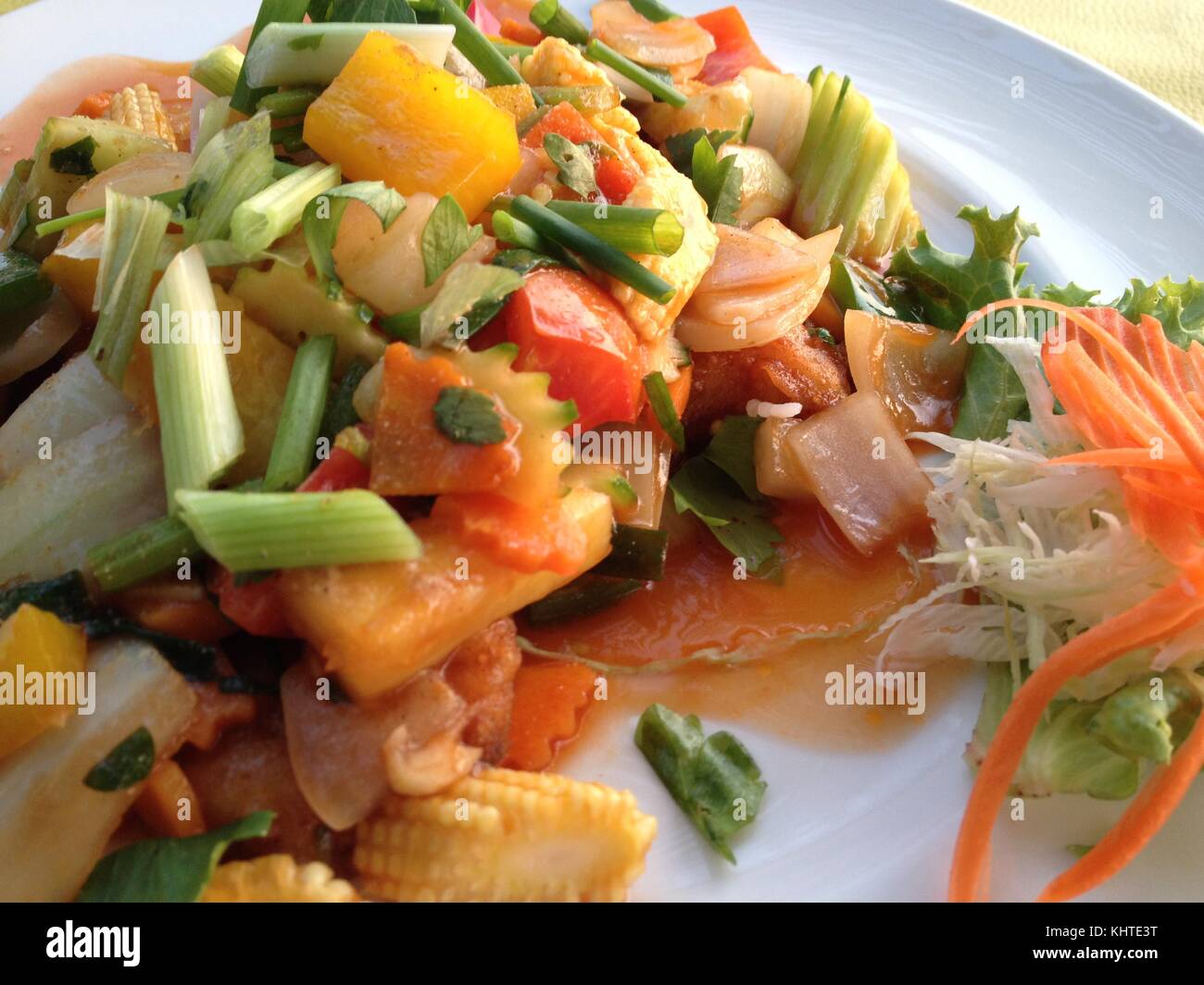 Thai traditional food shrimp pad hi-res stock photography and images ...