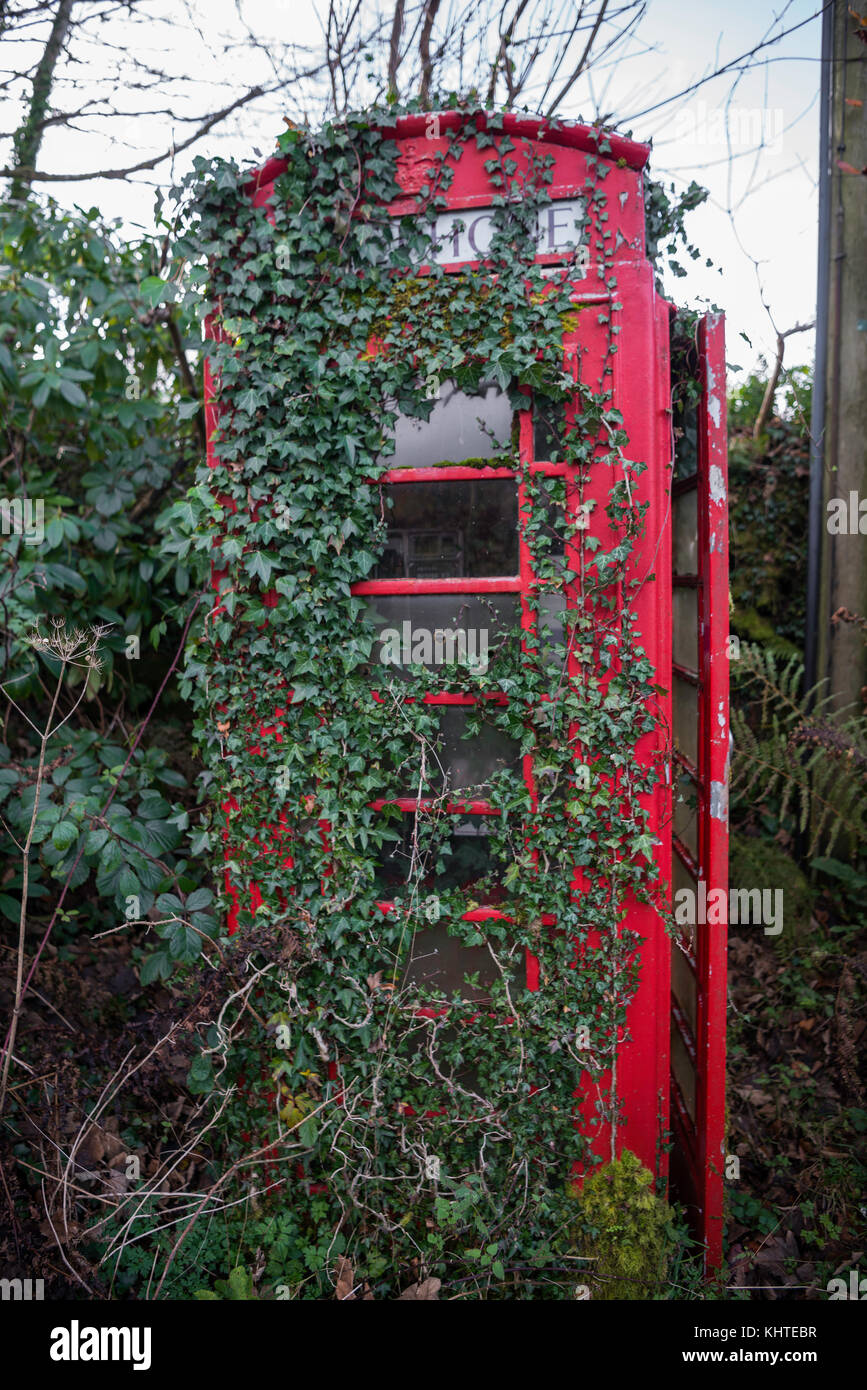 Decommissioned telephone box hi-res stock photography and images - Alamy