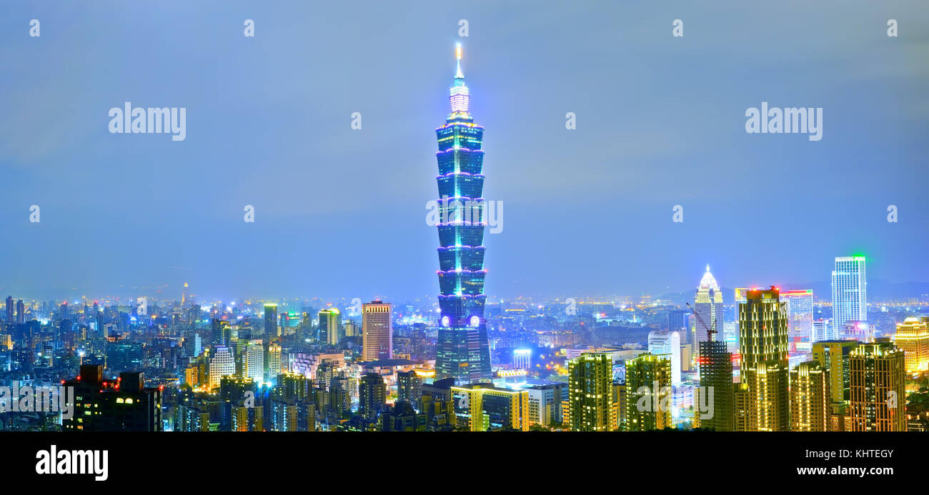 View of the skyline at night in Taipei, Taiwan Stock Photo - Alamy