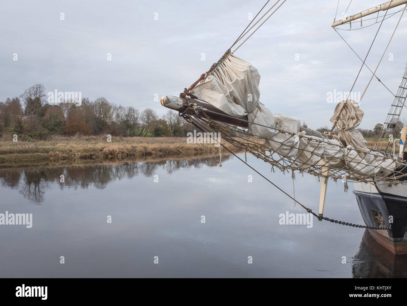 Prow of the sailing ship La Malouine berthed at Kingholm Quay harbour ...