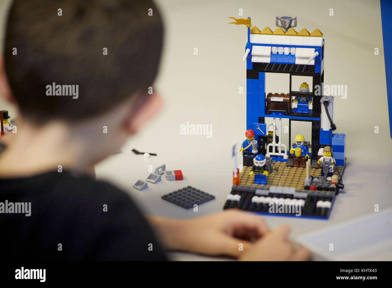 Wythenshawe Forum Library, having their Fun Palace event. Jacob ...