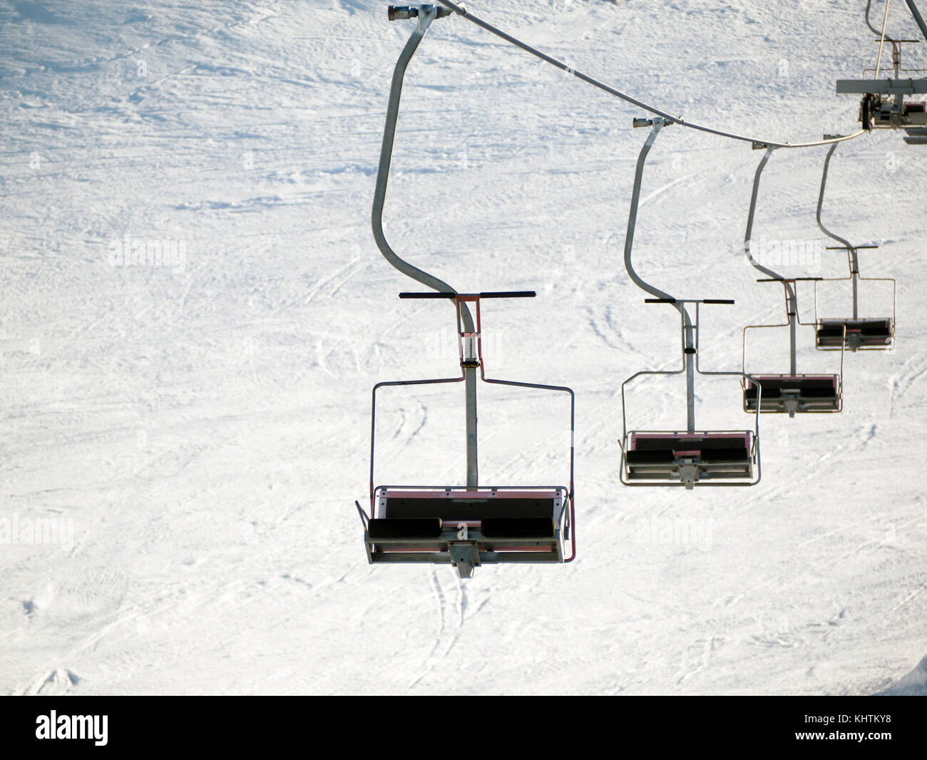 Chair lift on ski hill hi-res stock photography and images - Alamy