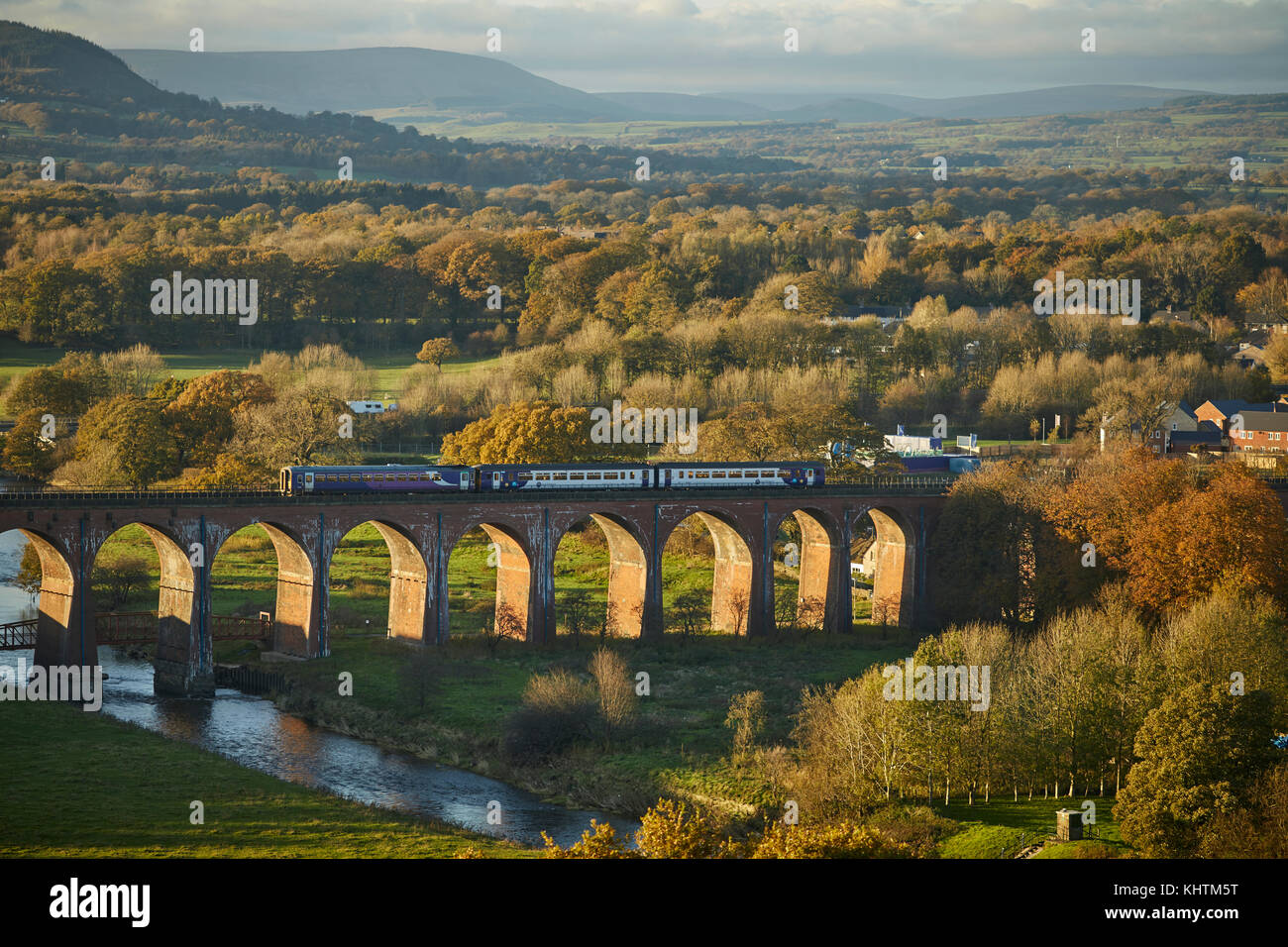 Ribble viaduct hi-res stock photography and images - Alamy