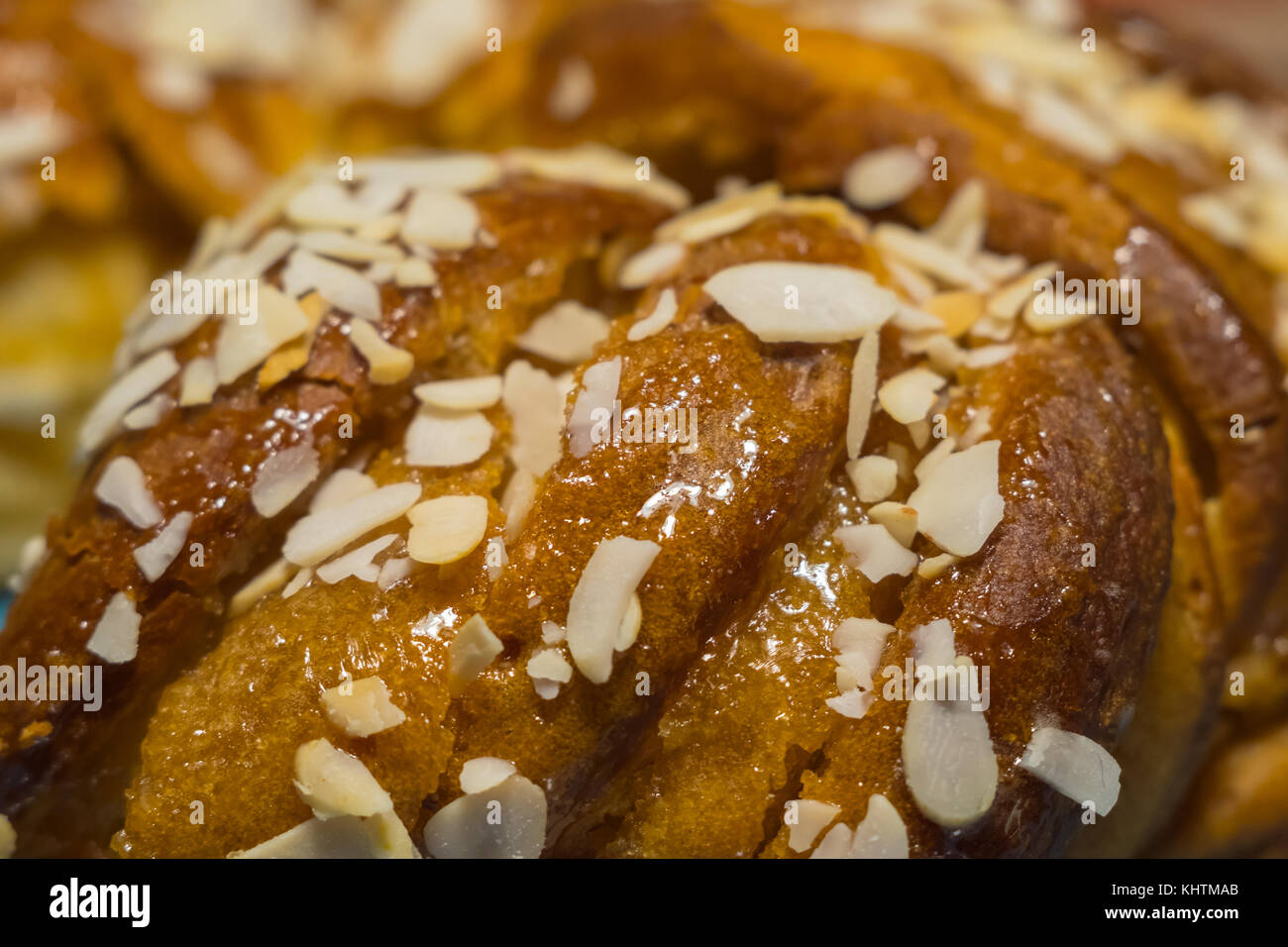Fresh pastry crunch maple syru hi-res stock photography and images - Alamy