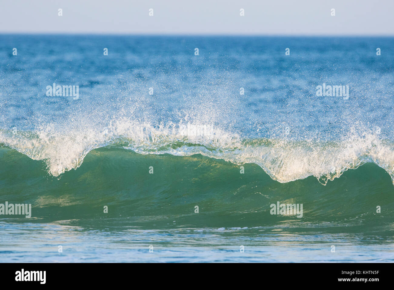 Atlantic Ocean waves in Cape Cod Stock Photo - Alamy