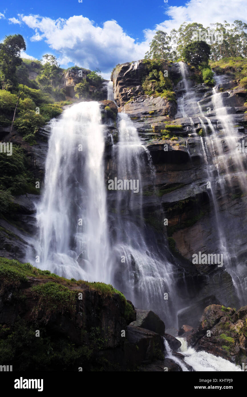 bomburu ella waterfall Stock Photo - Alamy