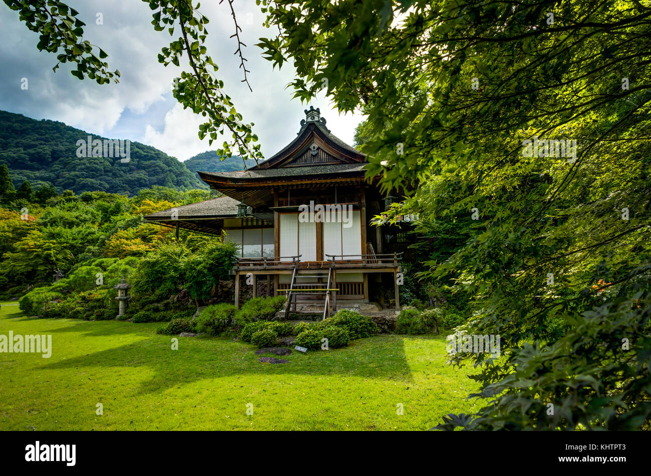 Okochi sanso garden hi-res stock photography and images - Alamy