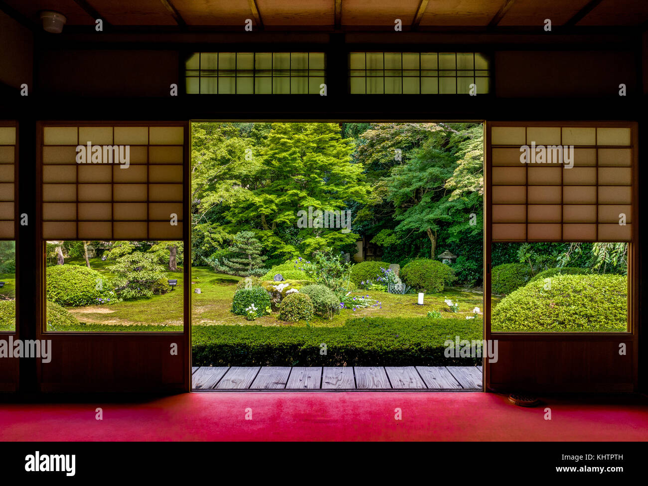 Kyoto Japan - October 2017 - Unryu-in, Kyoto, is open to the public ...