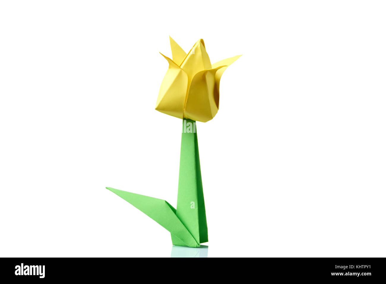 Origami yellow hi-res stock photography and images - Alamy