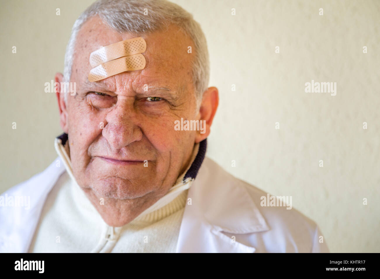 Man medical patches on hi-res stock photography and images - Alamy