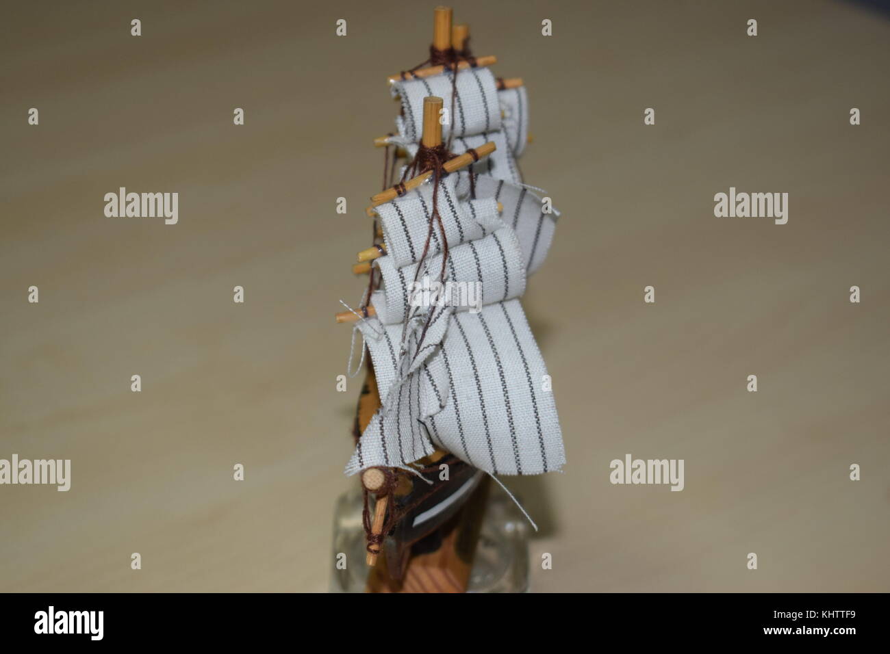 Confection ship hi-res stock photography and images - Alamy