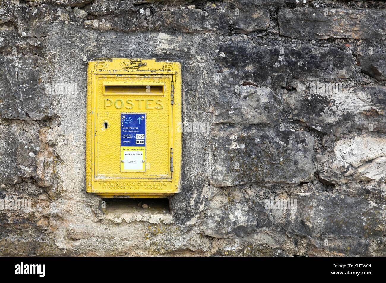 Yellow french post box hi-res stock photography and images - Alamy