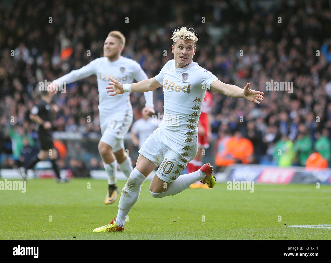 Alioski leeds celebrates hi-res stock photography and images - Alamy