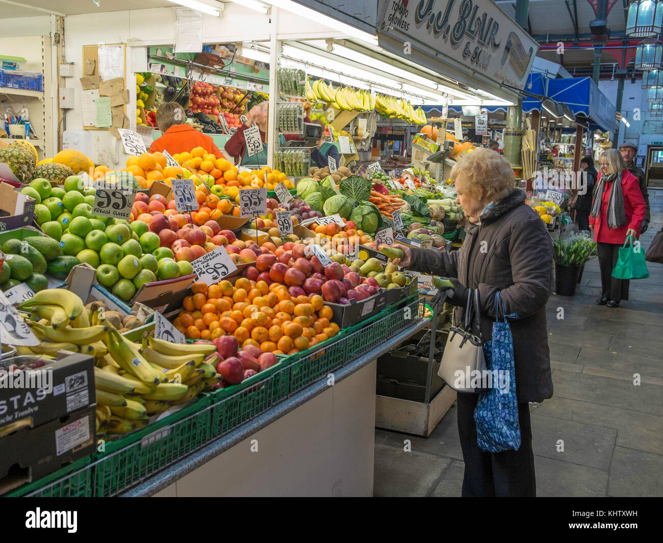 Pears building hi-res stock photography and images - Alamy