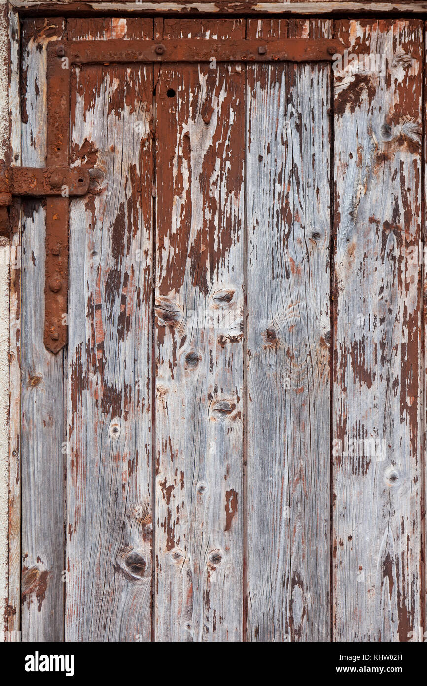 an old wooden door with rusted hinge Stock Photo - Alamy