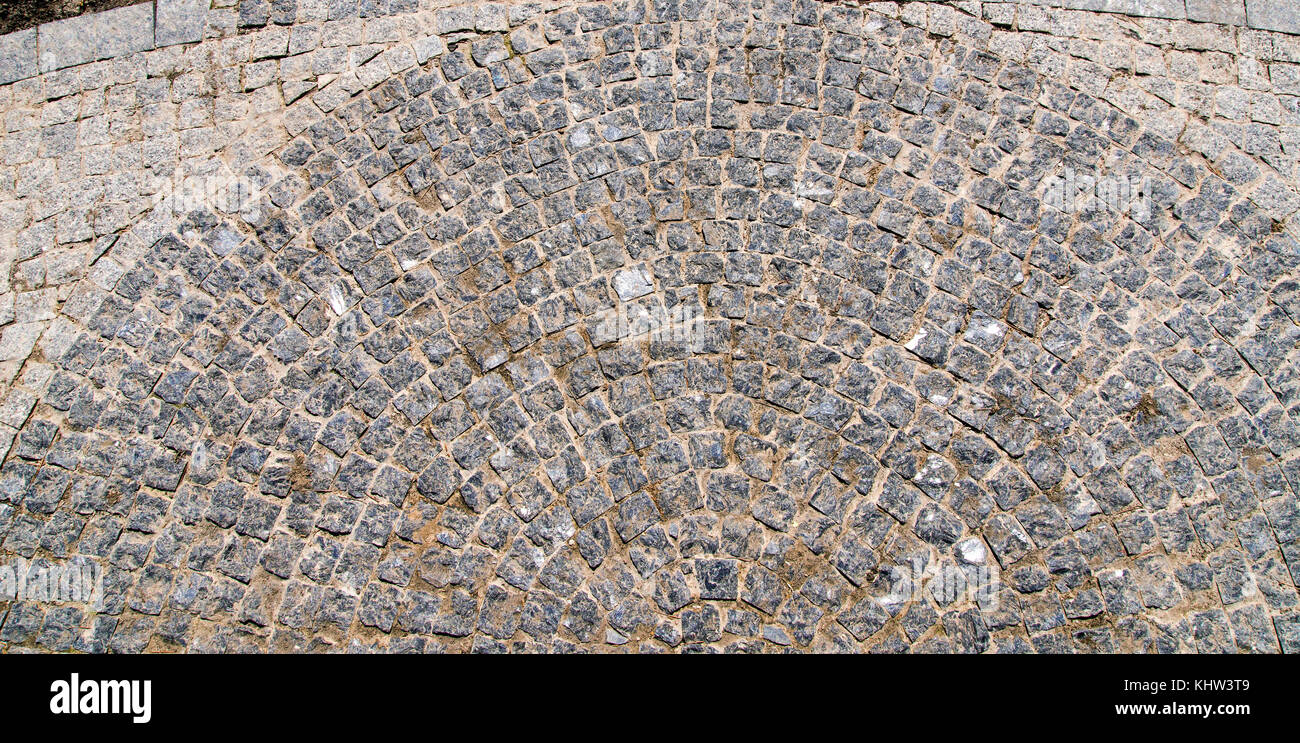 new cobblestone boulevard Stock Photo - Alamy