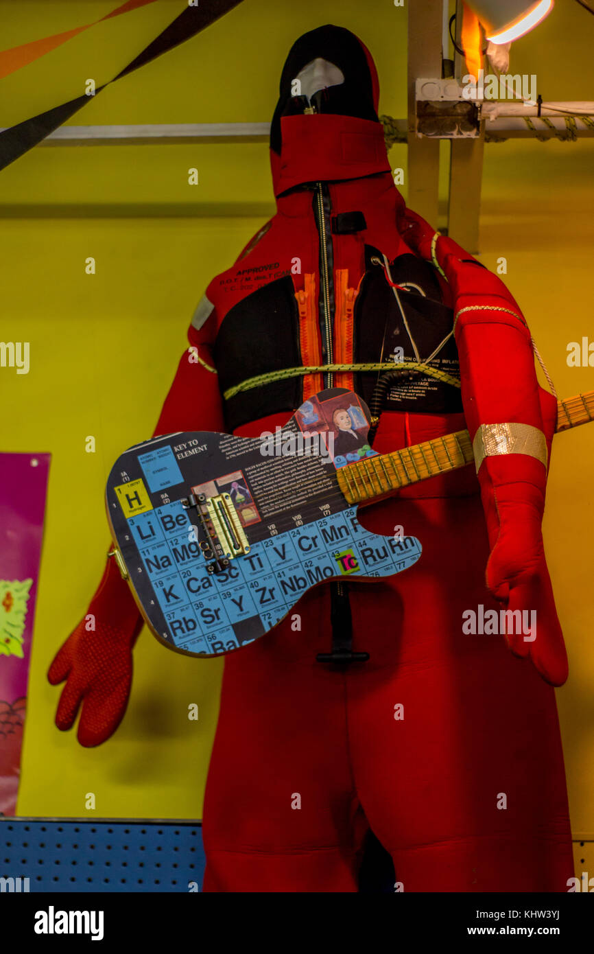 Creepy alien hi-res stock photography and images - Alamy