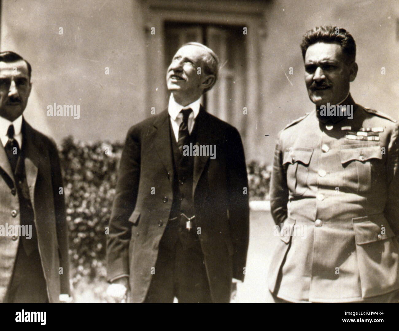 Photograph of Frank Carpenter (1865-1924) an American author ...