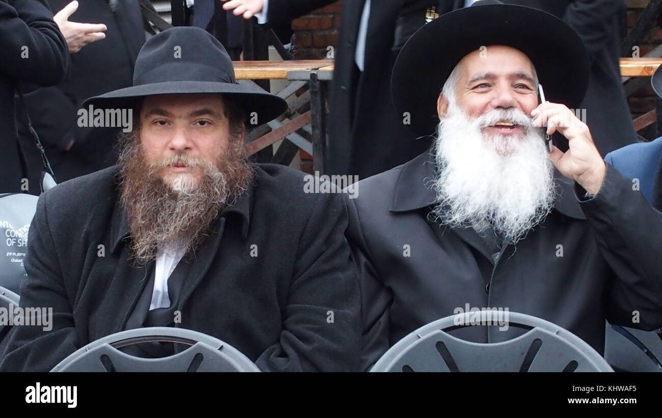New York, New York, USA. 19th Nov, 2017. 5,600 Chabad-Lubavitch Hasidic ...