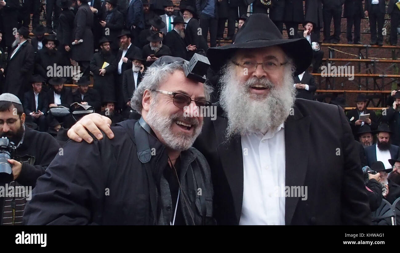New York, New York, USA. 19th Nov, 2017. 5,600 Chabad-Lubavitch Hasidic ...