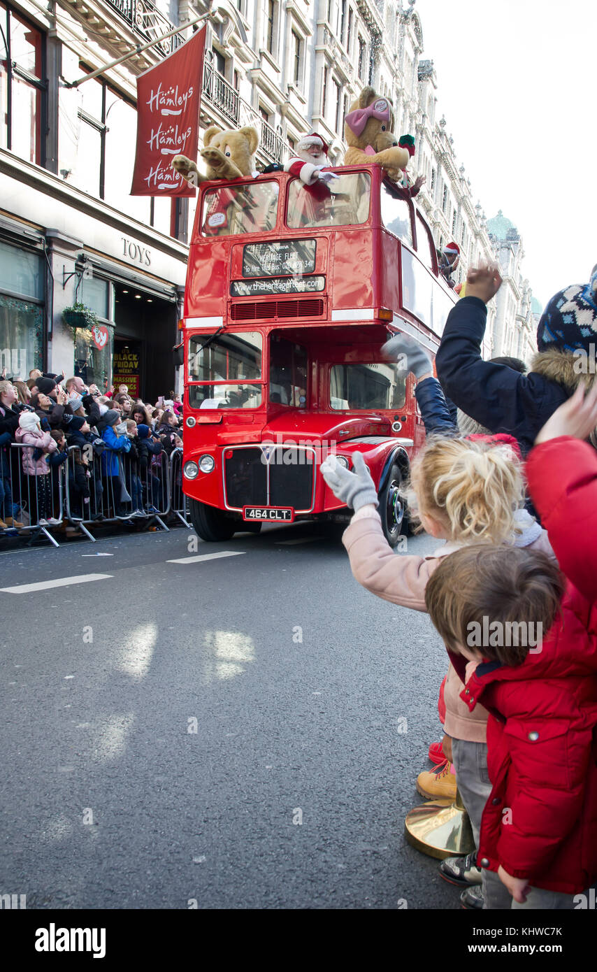 Hamleys regent street toy parade hi-res stock photography and images ...