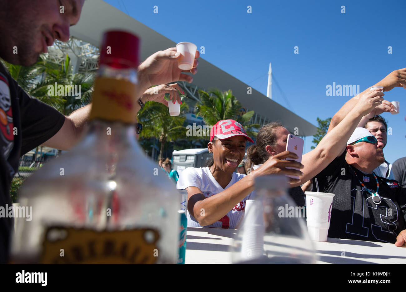 Florida, USA. 19th Nov, 2017. LOREN ELLIOTT | Times .Miko Grimes ...